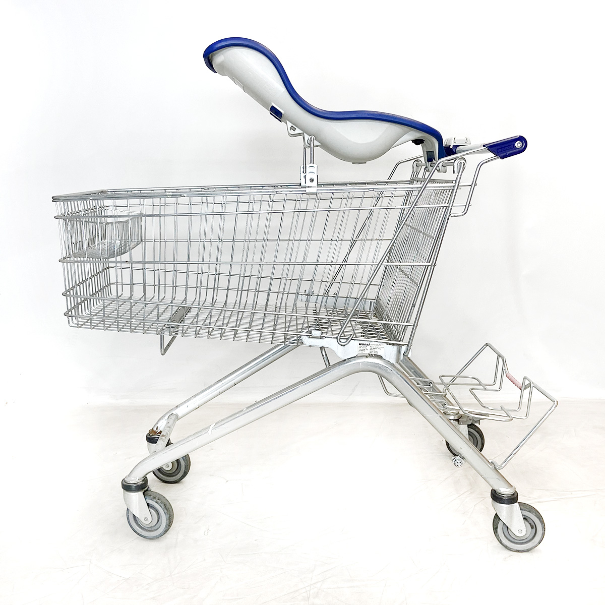 Shopping trolley WANZL ELA 155 - with a baby seat - on offer